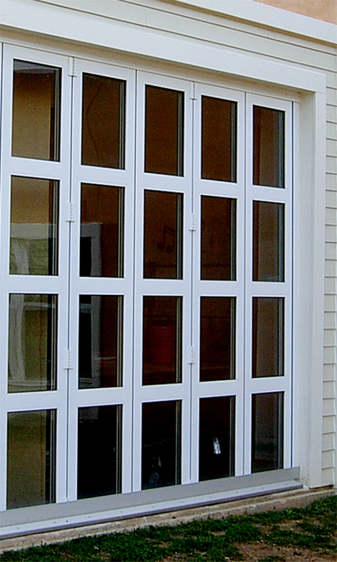 Folding Glass Walls (Bifold Doors) - Solar Innovations